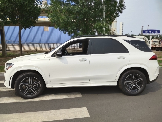 奔驰GLE350配置图片实拍八月促销65万起_凤凰网汽车_凤凰网
